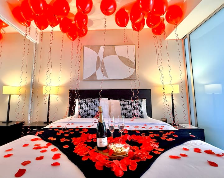 Cairns Harbour Haven | Marina Views | Pool & Spa - Cairns