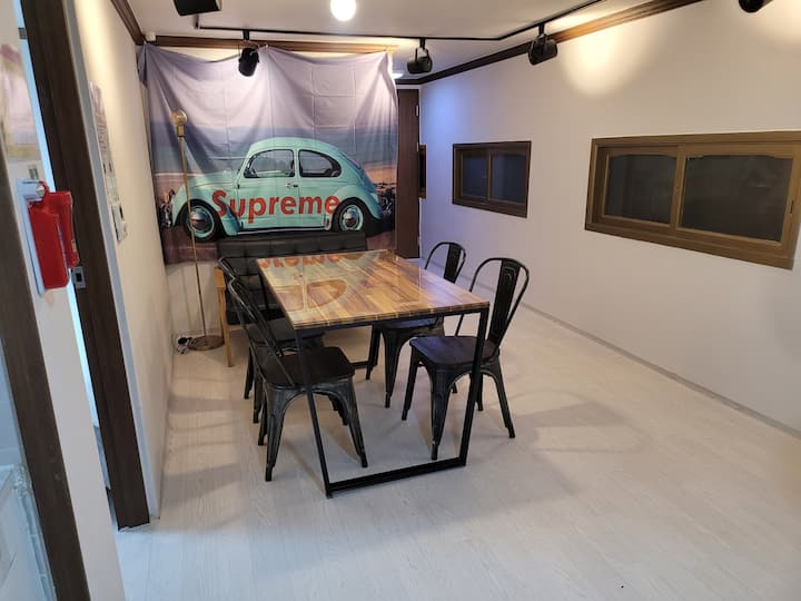 자갈치역 도보 5분거리/남포동/국제시장/롯데백화점/흰여울마을/감천마을 - Busan