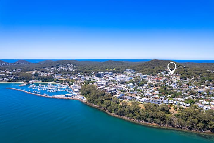 The Nelson Bay Getaway - Tea Gardens