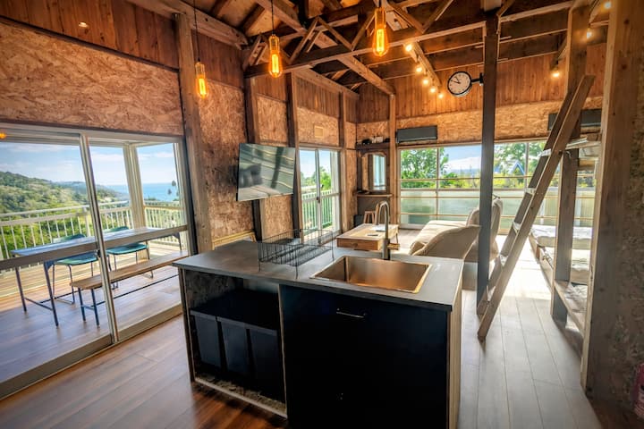 ちょうどいい宿できました。
誰にも邪魔されない時間を過ごす。
貸切りです。 - Atami