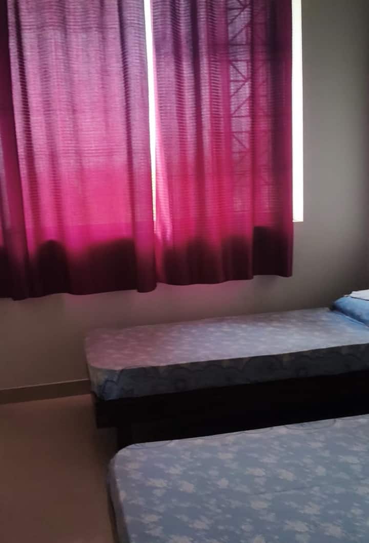 Our Hotel In Kanyakumari, - カンニヤークマリ