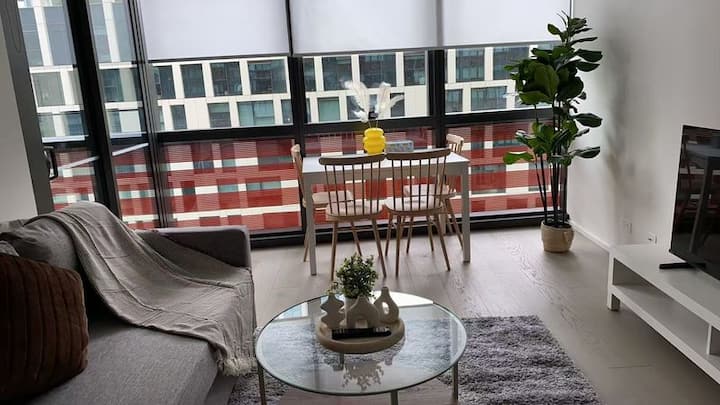 2br︱free Parking + Pool & Gym︱5 Mins To Crown - Kensington