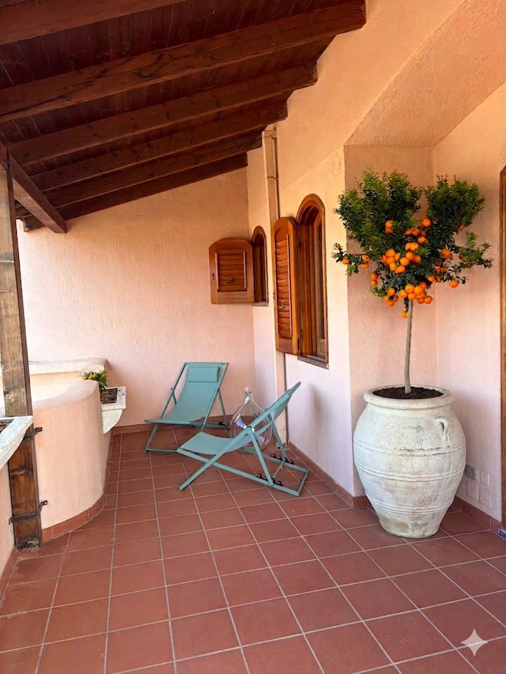 Casa A Portorosa Per Famiglie Con Terrazza Al Mare - Falcone