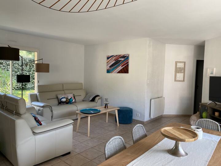 Villa 3 Chambres Avec Jacuzzi, Entre Océan Et Golf - Seignosse