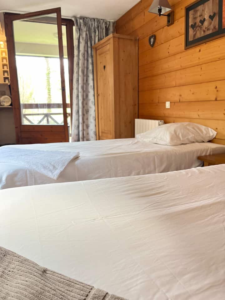 Studio éQuipé 28m2 | Parking Inclus | 4 Couchages - Courchevel