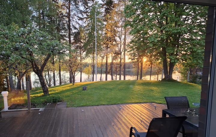 Villa Pitkäjärvi |Moderni Kivitalo Järvimaisemalla - 에스푸