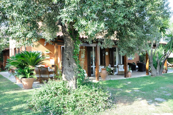 Villa Marta: Natura, Sole, Mare & Tramonti - Diamante