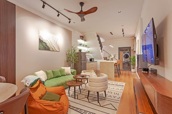 Spacious 3br House Center 5 Min Walk Bts Thonglor - Bangkok