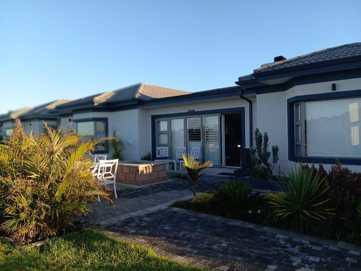 Sugar Bush Manor - Vleesbaai