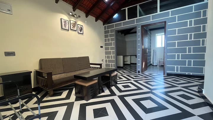 Shanti Retreat - Belur