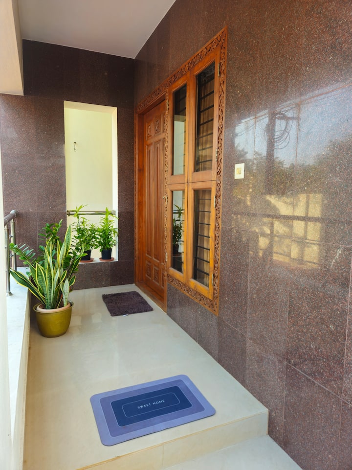 Home In Mangalore - Mangalore