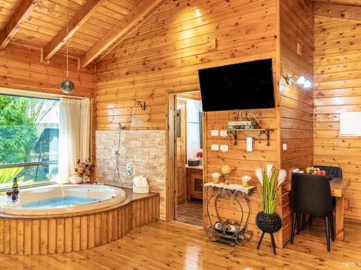 בקתות אור הקרן - בקתה כפרית מהממת עם ג'קוזי - 시리아