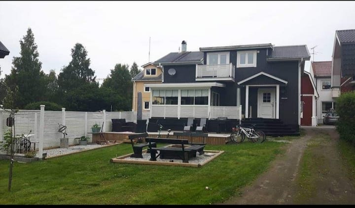 ÄLdre Charmig Villa - Piteå