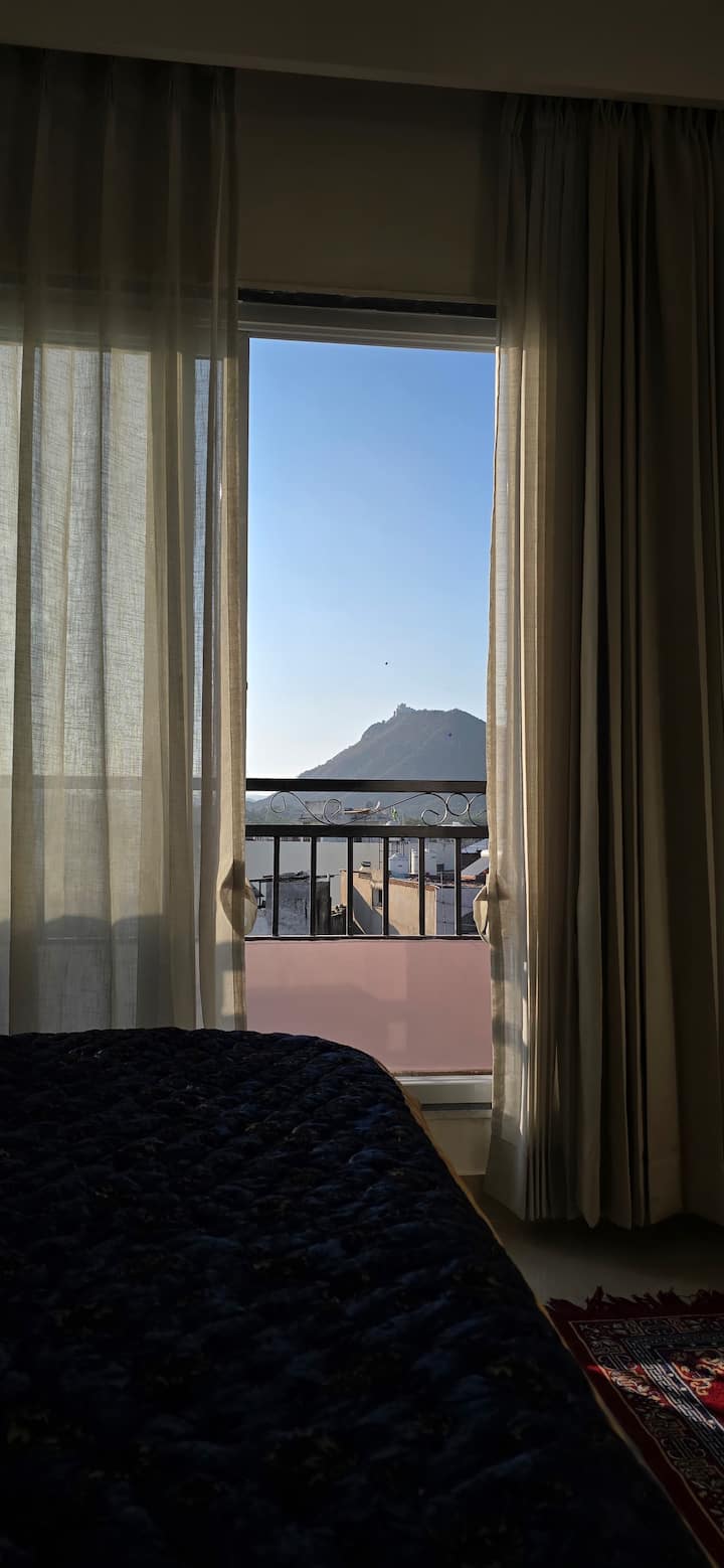 Azùr - Comfórt With A Vièw - 우다이푸르