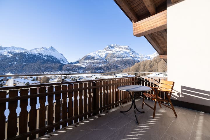 Surlej: Seeblick - Bergpanorama - Ski-lift Ums Eck - Saint Moritz