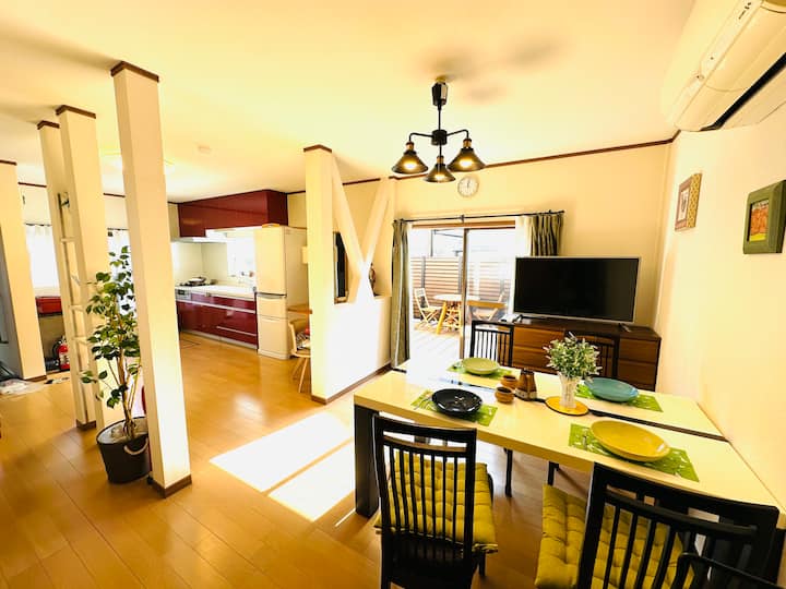 川口市駐車場2台付き清潔感あり一軒家、ゲスト8人上野､新宿まで20分、渋谷まで25分、東京まで30分 - Koshigaya