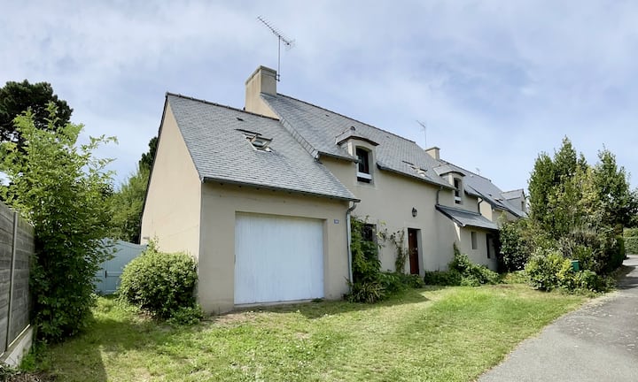 Large Family Home, In Walking Distance Of Beaches - Saint-Lunaire