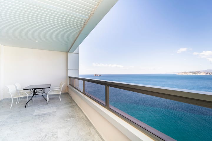 Sea View Apartment In Benidorm - Altea