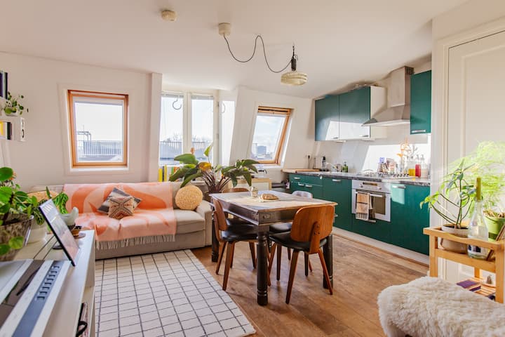 Sunlit Top Floor Apartment, In Beautiful Oud West! - Ámsterdam