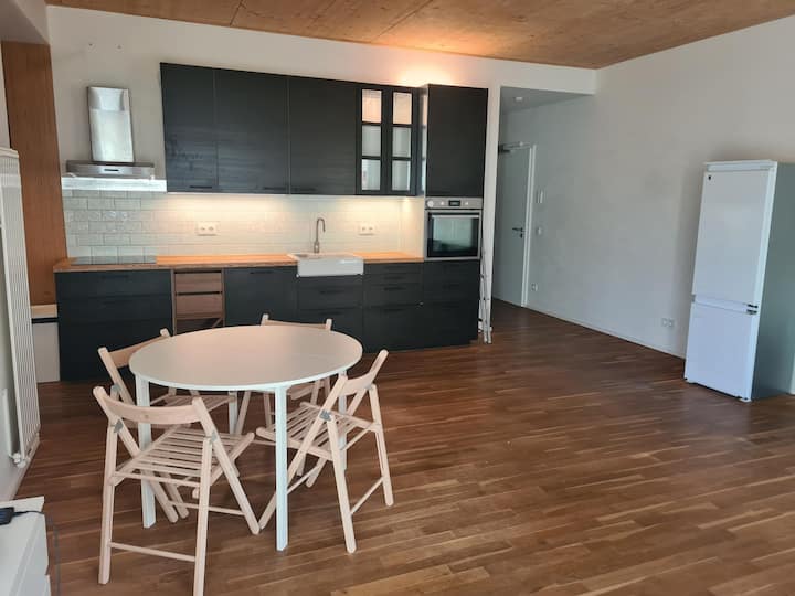 Family/expat Apartment, Partially Furnished, - Berlin