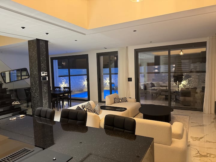 Luxe Villa Met Zwembad En Alle Faciliteiten - Tétouan