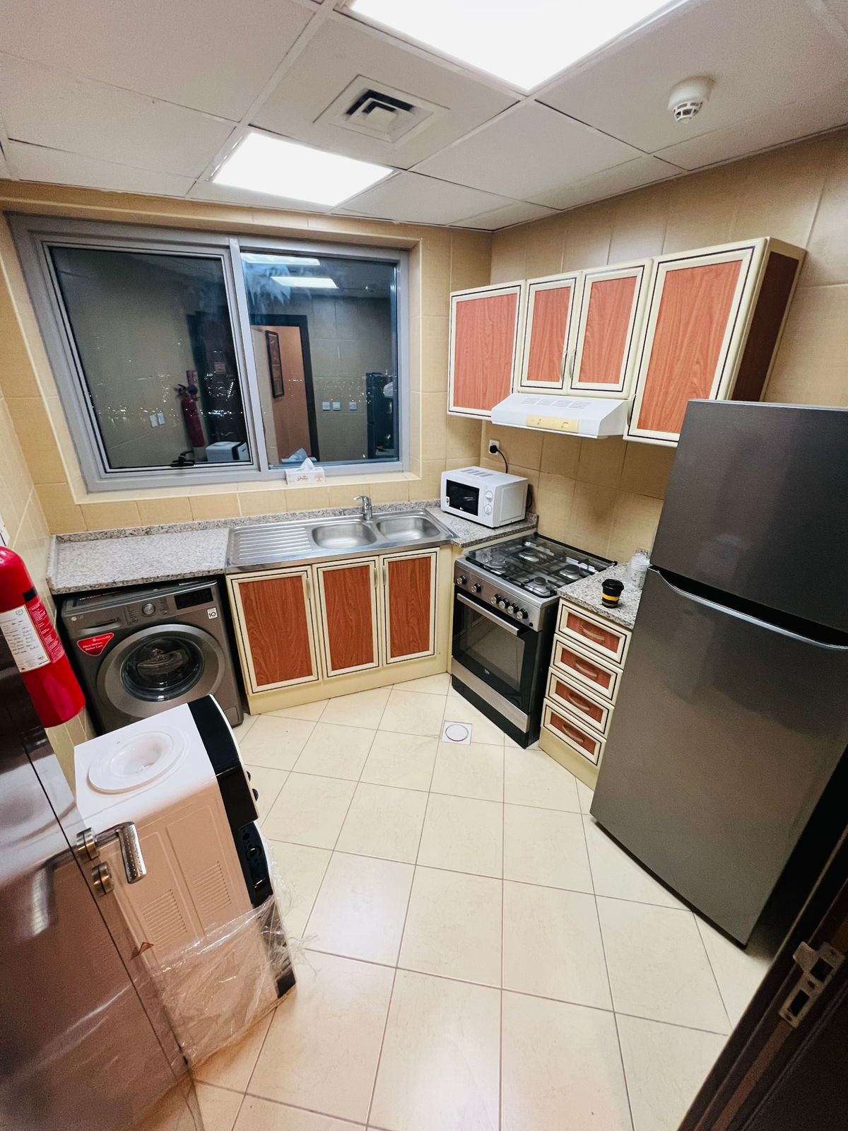 Magnifique 2BHK près de la corniche avec parking gratuit3401 ...