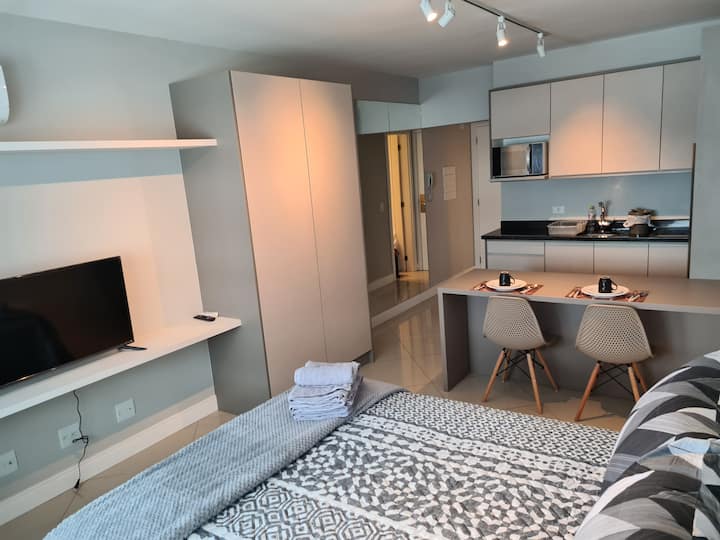 Studio2 910b Charmoso Life Space Curitiba/batel - Curitiba