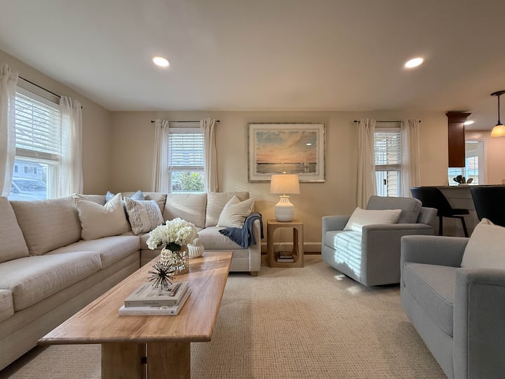Portsmouth Landing | 4bdrm, Modern Escape, Central - Portsmouth, NH