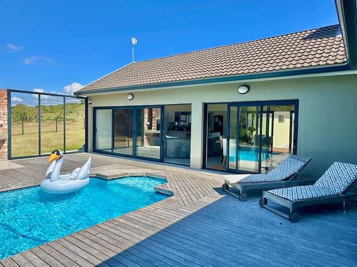 Zebra Crossing - Cannon Rocks