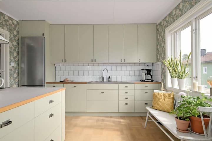 Egen Lägenhet I Modern Villa Med Stor Trädgård - Umeå