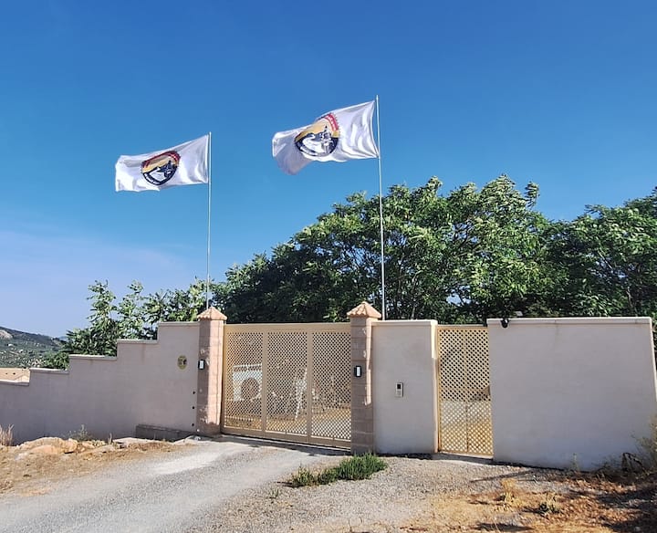 2 Wheels Granada 
Motorcycle B&b - Alcalá la Real