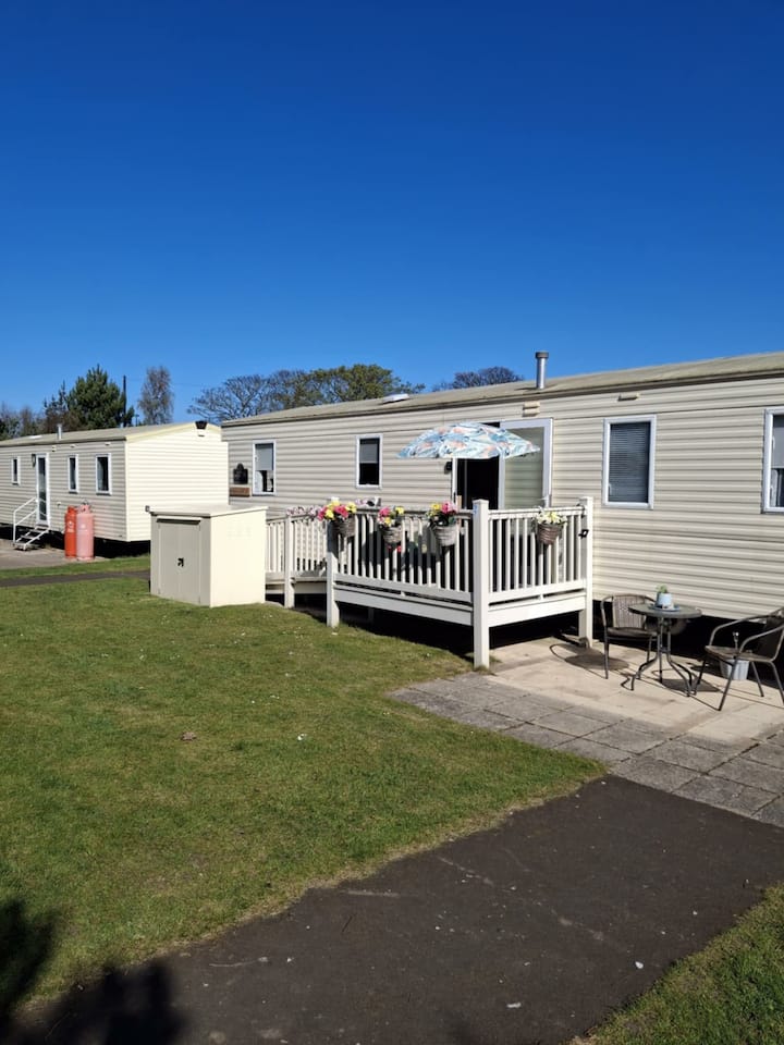 Cosy Coastal Retreat | Seton Sands Holiday Village - Haddington