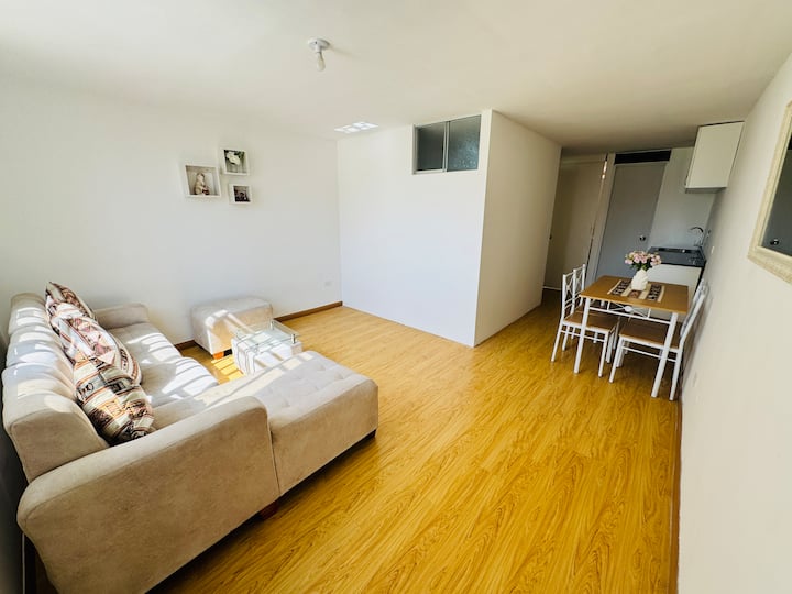 Hermosa Casa En Los Jardines De San Andres. - Pisco