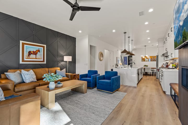 Family Flagstaff Retreat With Spa, Games & Office - Flagstaff, AZ