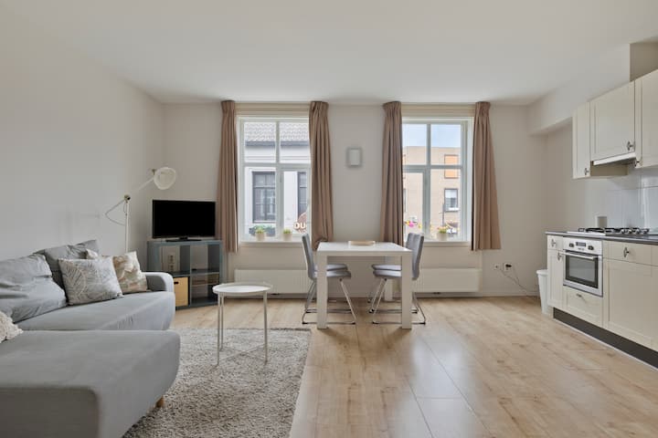 Se 1 | Cozy Apartment For 2 Guests - Eindhoven