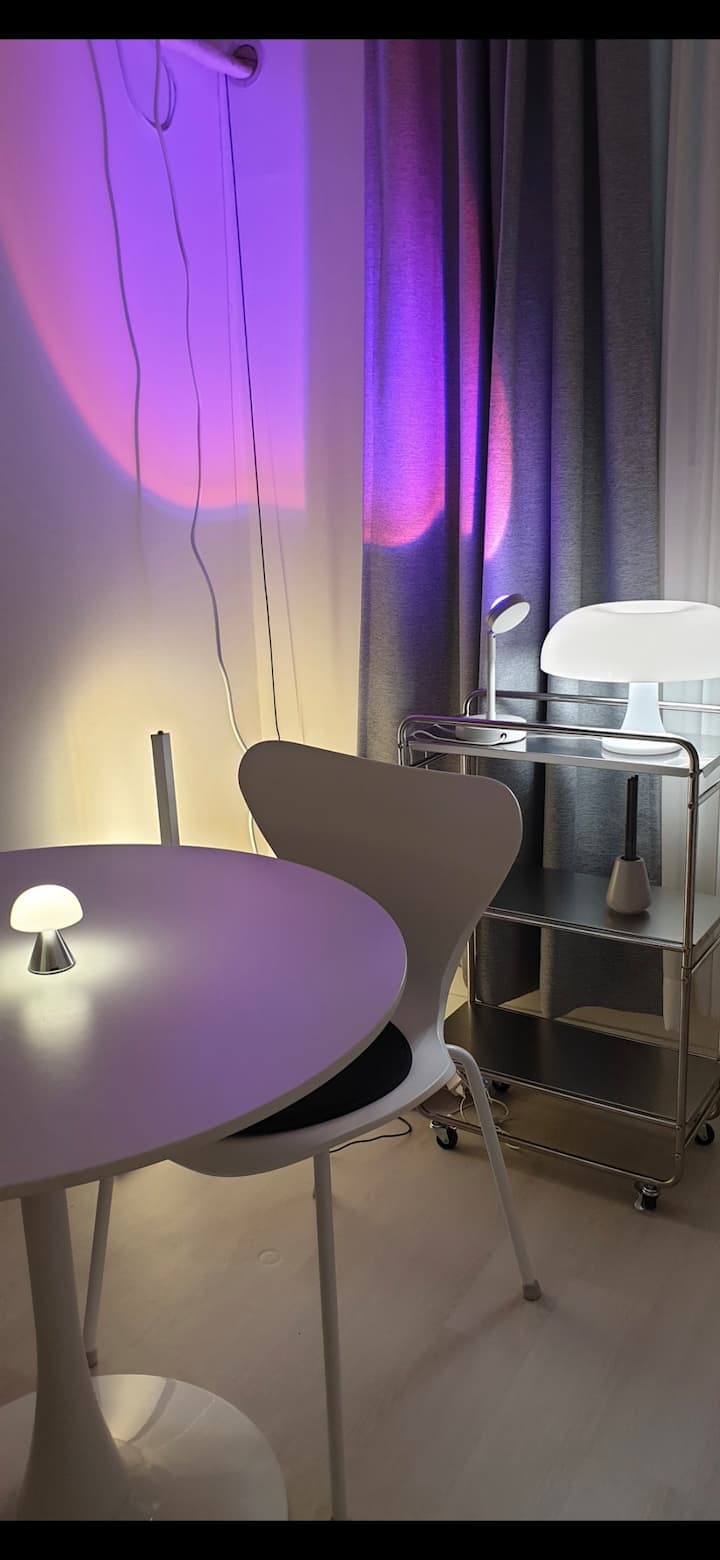 오픈특가/방긋 스테이/임학역3분/투룸103호/퀸침대1개/방2주방1화장실1/조명/감성숙소/ - Incheon