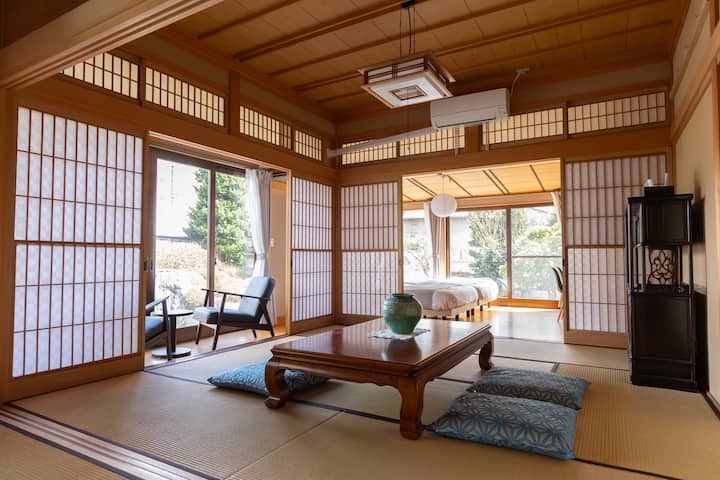 【旧社長邸宅の貸切宿Open】日本庭園|無料駐車場・家族・グループ向け・長野観光に便利・最大１２名 - Matsumoto