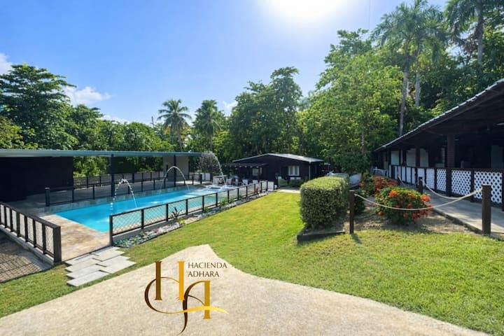 Hacienda Adhara, Escapada Tranquila Con Piscina - Aguadilla
