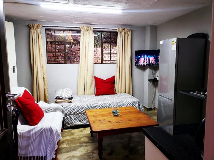 13 @ Rhino Flat2 - Mbombela