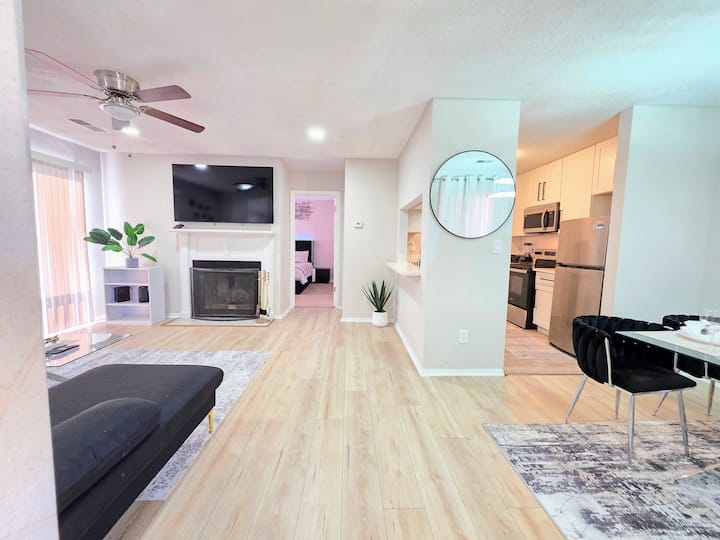 Chic Condo Near Fort Jackson | Military Friendly - Columbia, SC