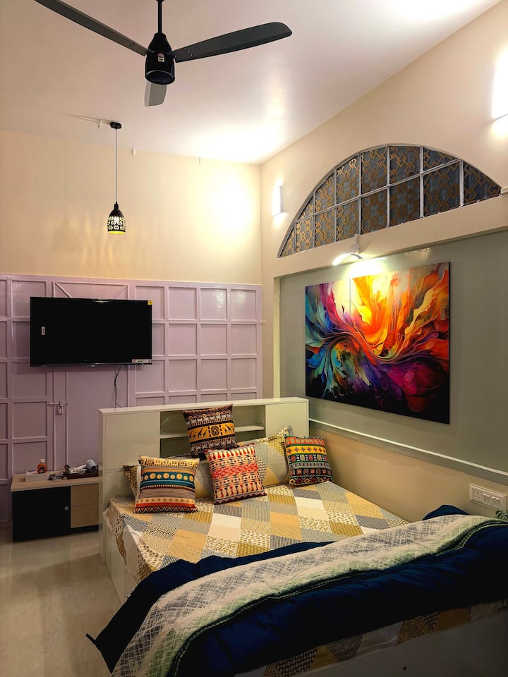 Velora Is A Thoughtfully Designed Elegant Studio - Chine