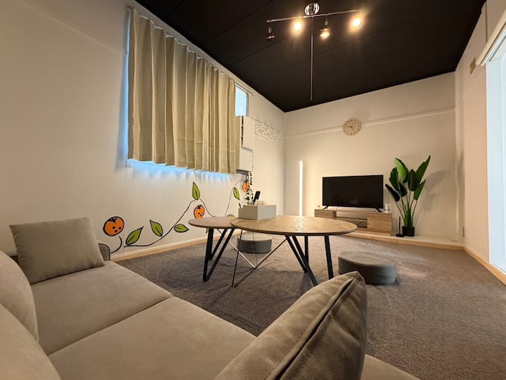 高松駅・港から車で7分/循環バスで10分・バス停まで徒歩2分/旅の拠点に
最大5名 - Takamatsu