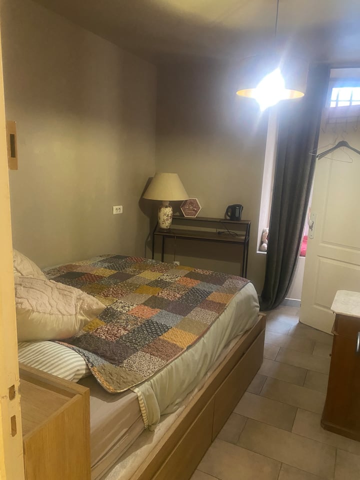 Comme à La Maison, Votre  Chambre Privative - Sausset-les-Pins