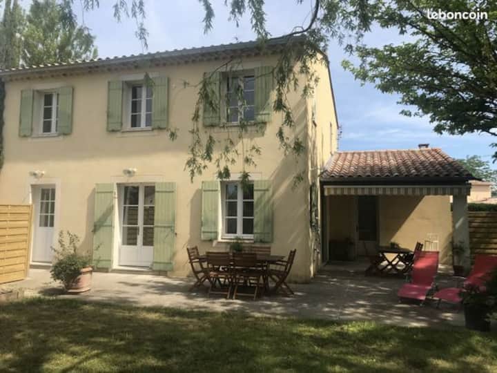 Logement Dans Résidence Au Pied Du Mont Ventoux - Pernes-les-Fontaines
