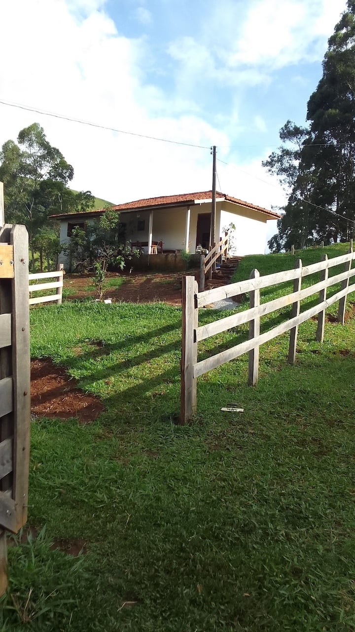 Casinha Da Cachoeira Vista Para Montanha - Extrema