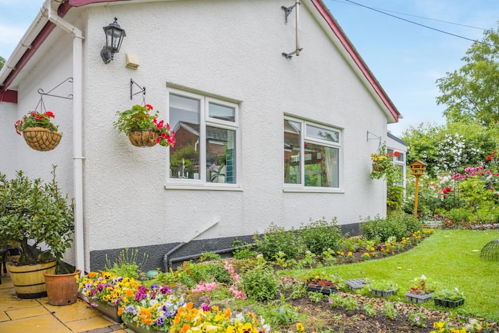 2 Bed In Honiton (Oc-52420) - Honiton