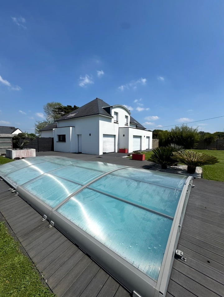 ÉLégante Villa Avec Piscine – Idéale Pour L’été - Larmor-Plage