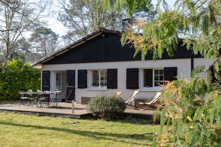 Maison Spacieuse Avec Piscine Grand Jardin - Lacanau