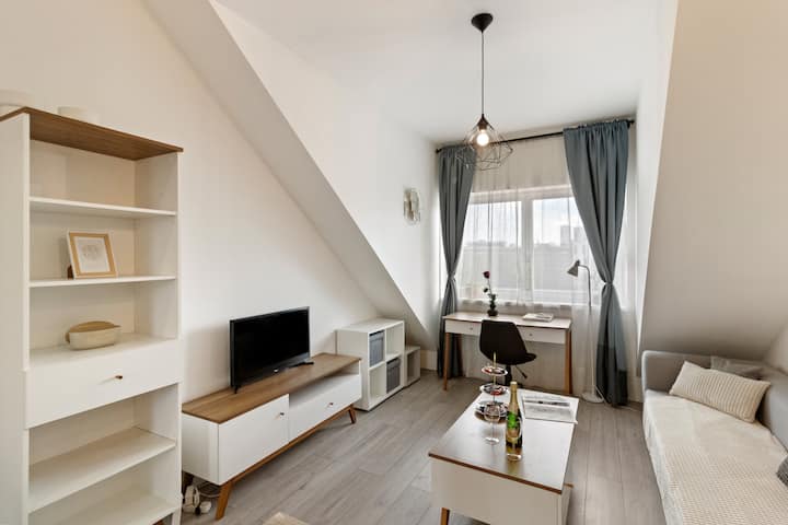 Bnb Utulny Apartman S Klimou Blizko Centra - Bratislava