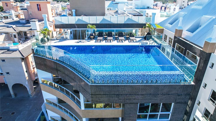 Desfrute Do Luxo A 60 Metros Do Mar - Brasil